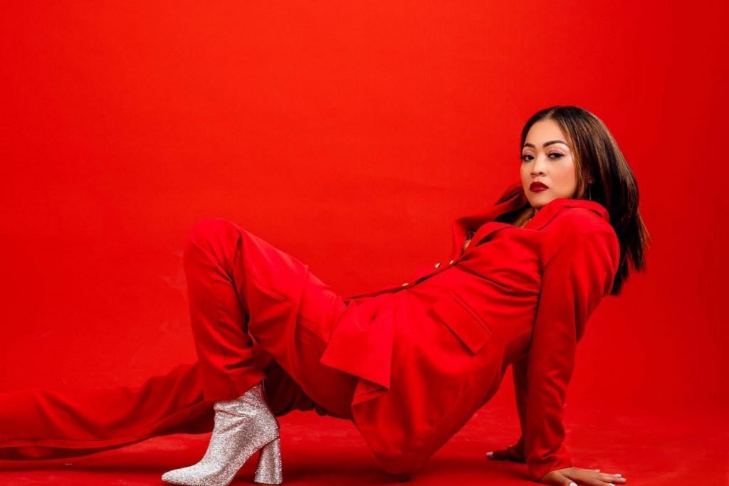 King Her Sends Hearts Racing with Smoldering Valentine's Day Look - ZIMBUZZ