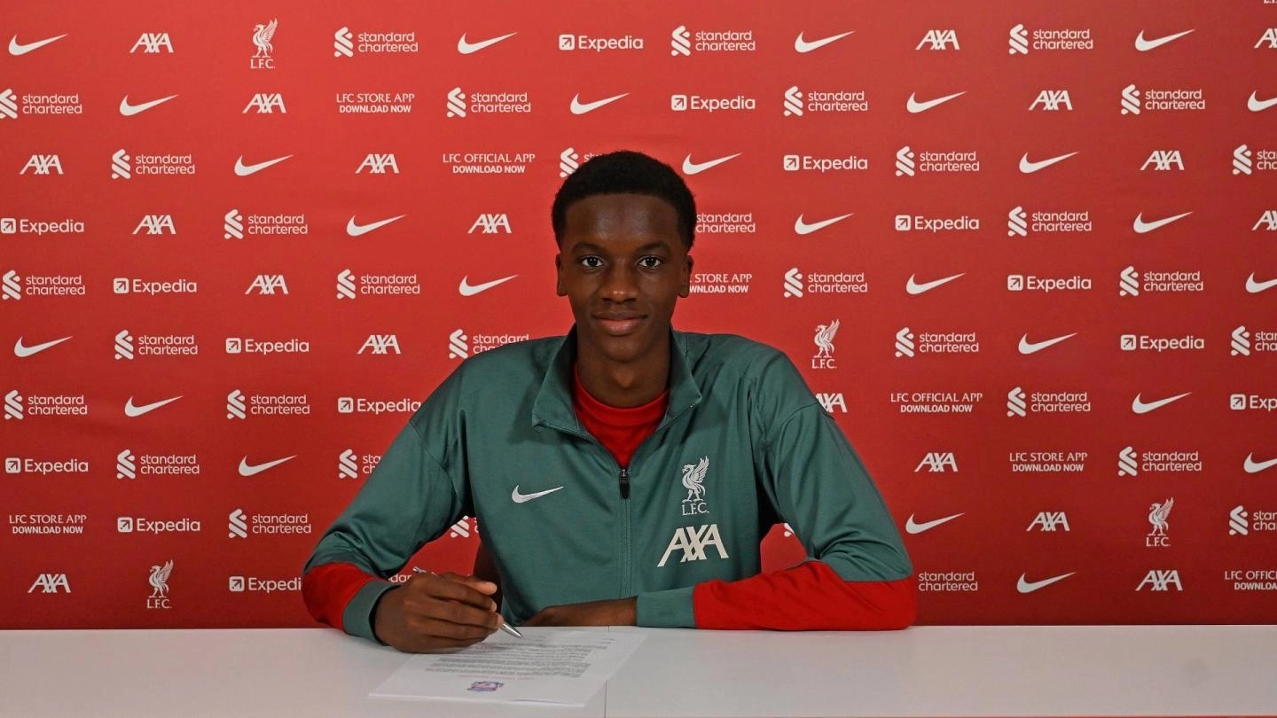 Trey Nyoni signs first professional contract with Liverpool FC - ZIMBUZZ