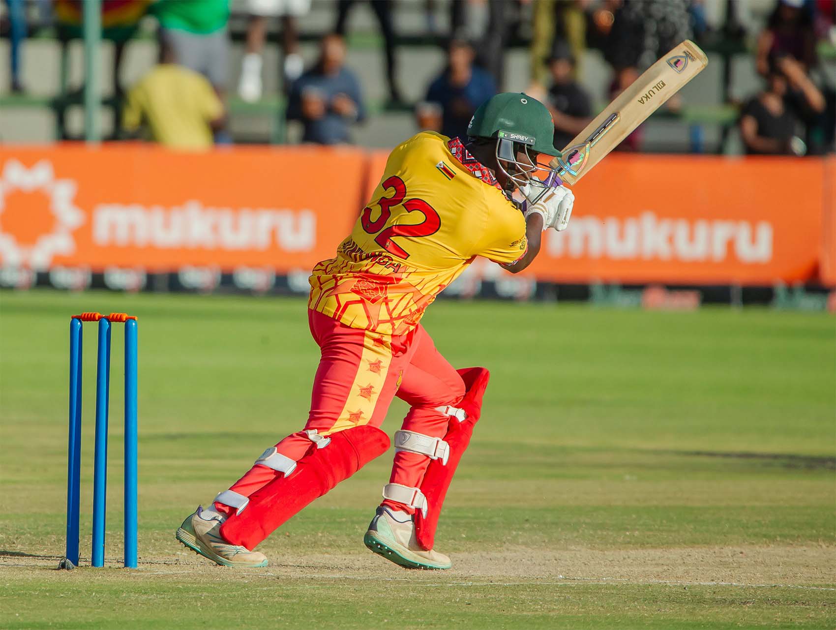 Munyonga steers Zimbabwe to thrilling last-over win - ZIMBUZZ